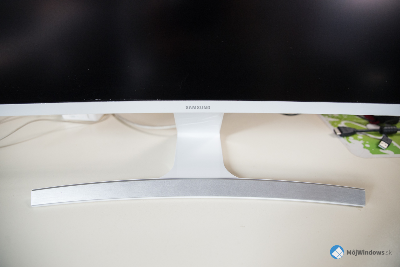 Recenzia | 27-palcový Samsung S27E591C - MojWindows.sk